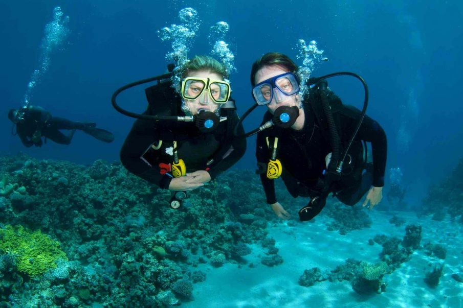 15 Common Diving Mistakes That Risk Diving Safety - Scuba Diving Lovers